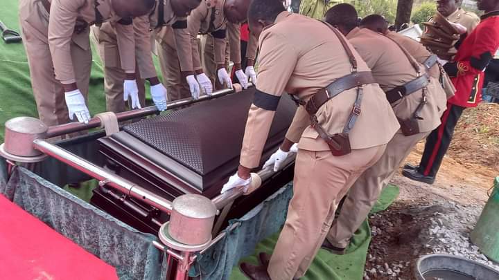 Peter Fachi laid to rest at HHI Cemetery - Avant Publications