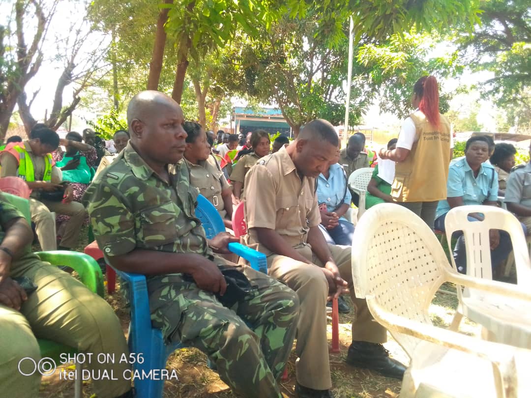 ICC engages Kawale Police Officers on law compliance. - Avant Publications