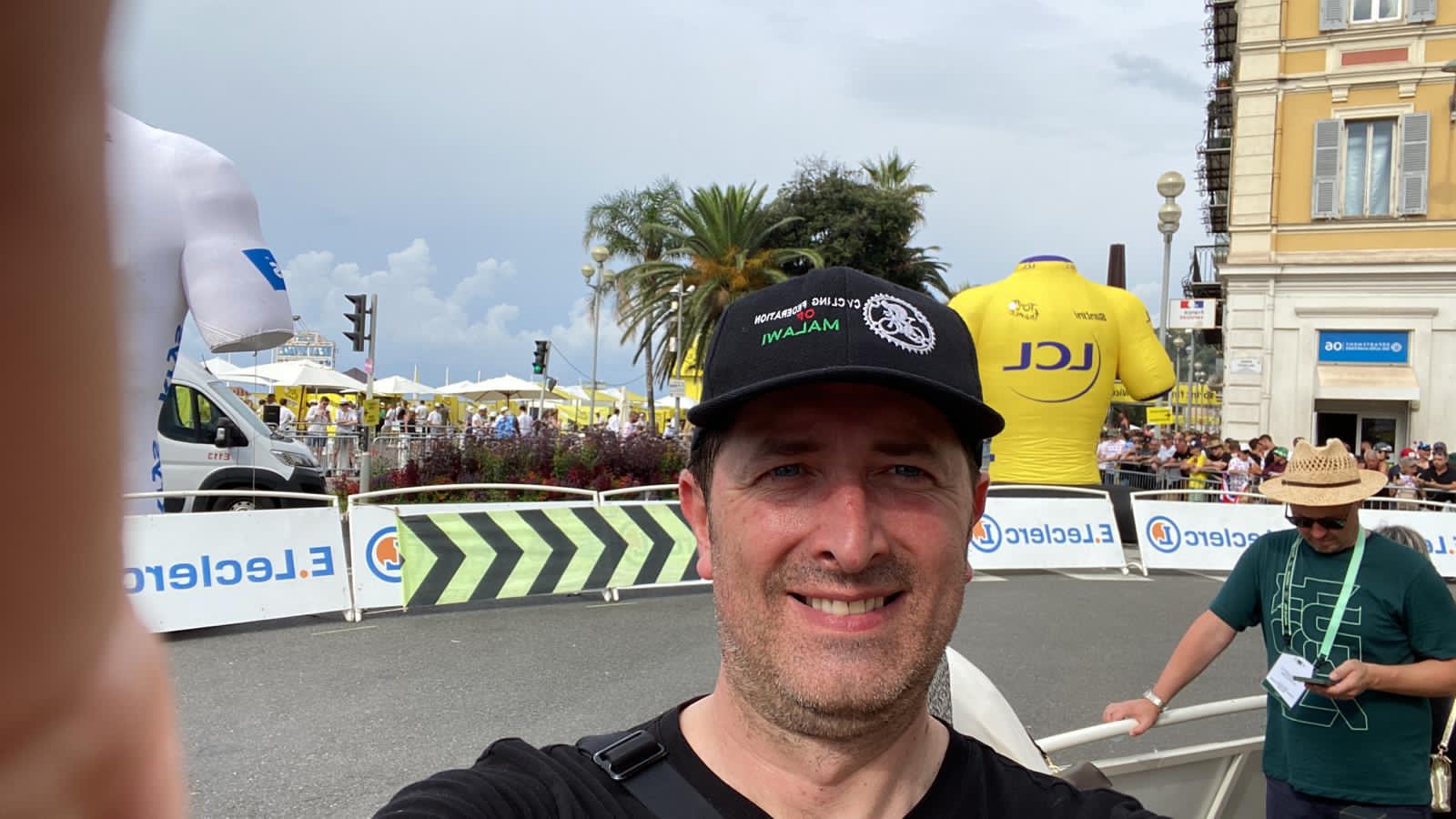 BILLY BILSLAND SPONSORS MALAWIAN CYCLISTS FOR CAPE TOWN TOUR - Avant ...